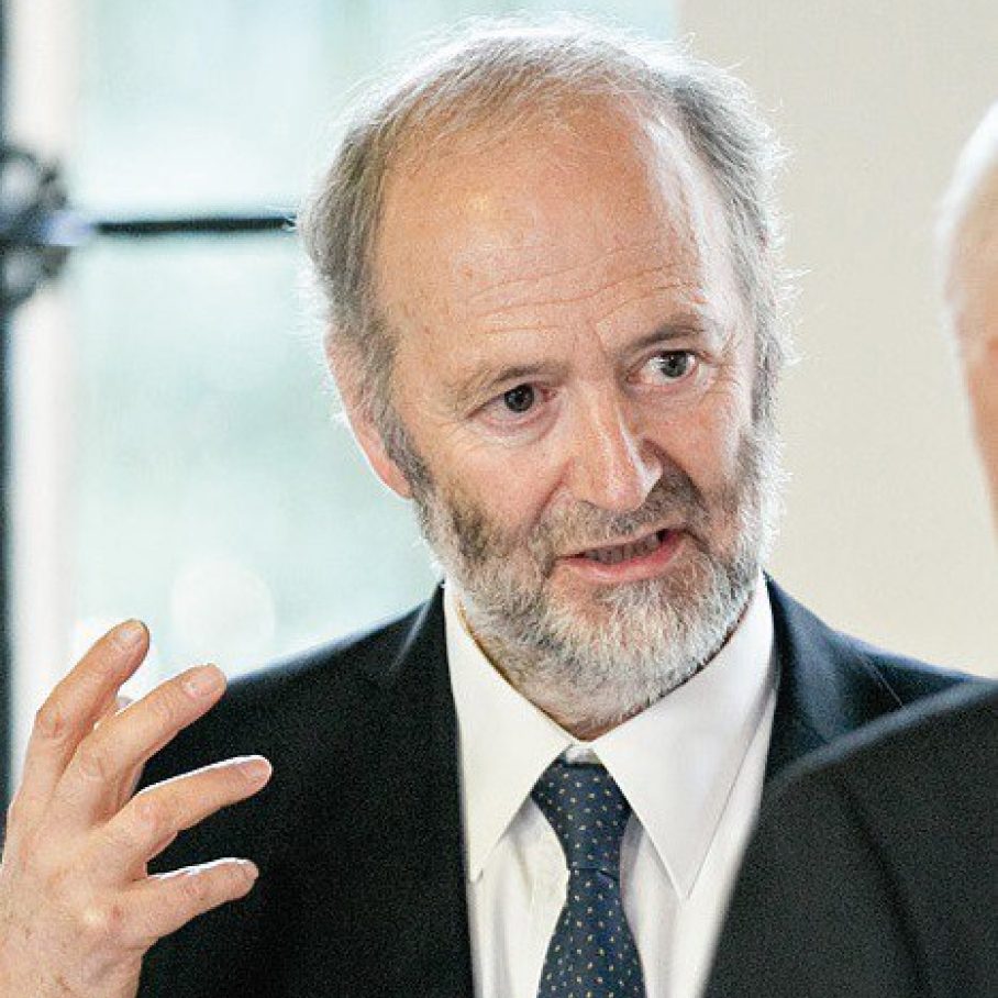 Trustees listing - Cambridge Trust